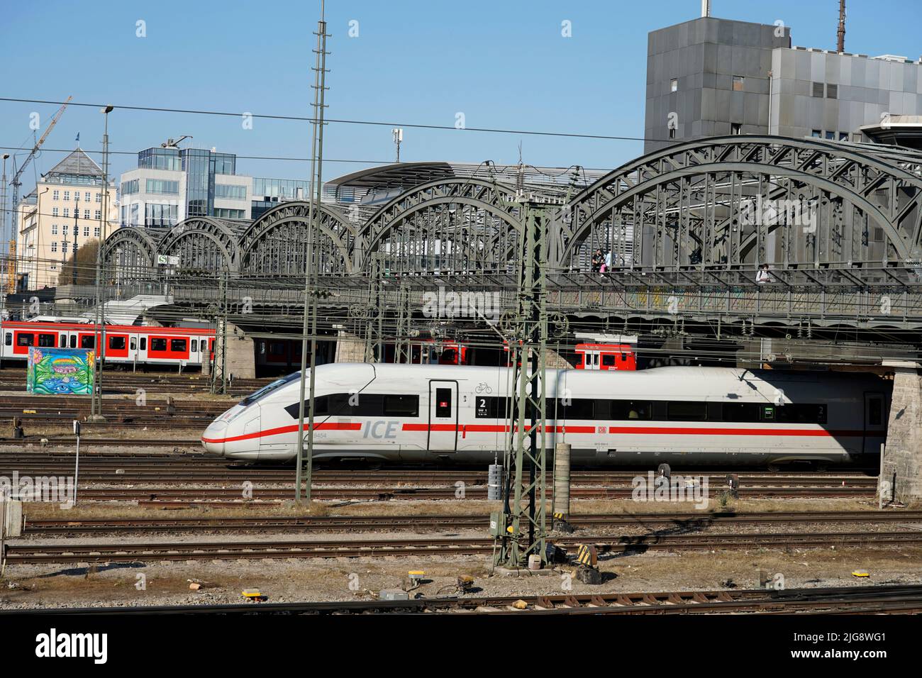 Munich hackerbrucke station hi-res stock photography and images - Alamy