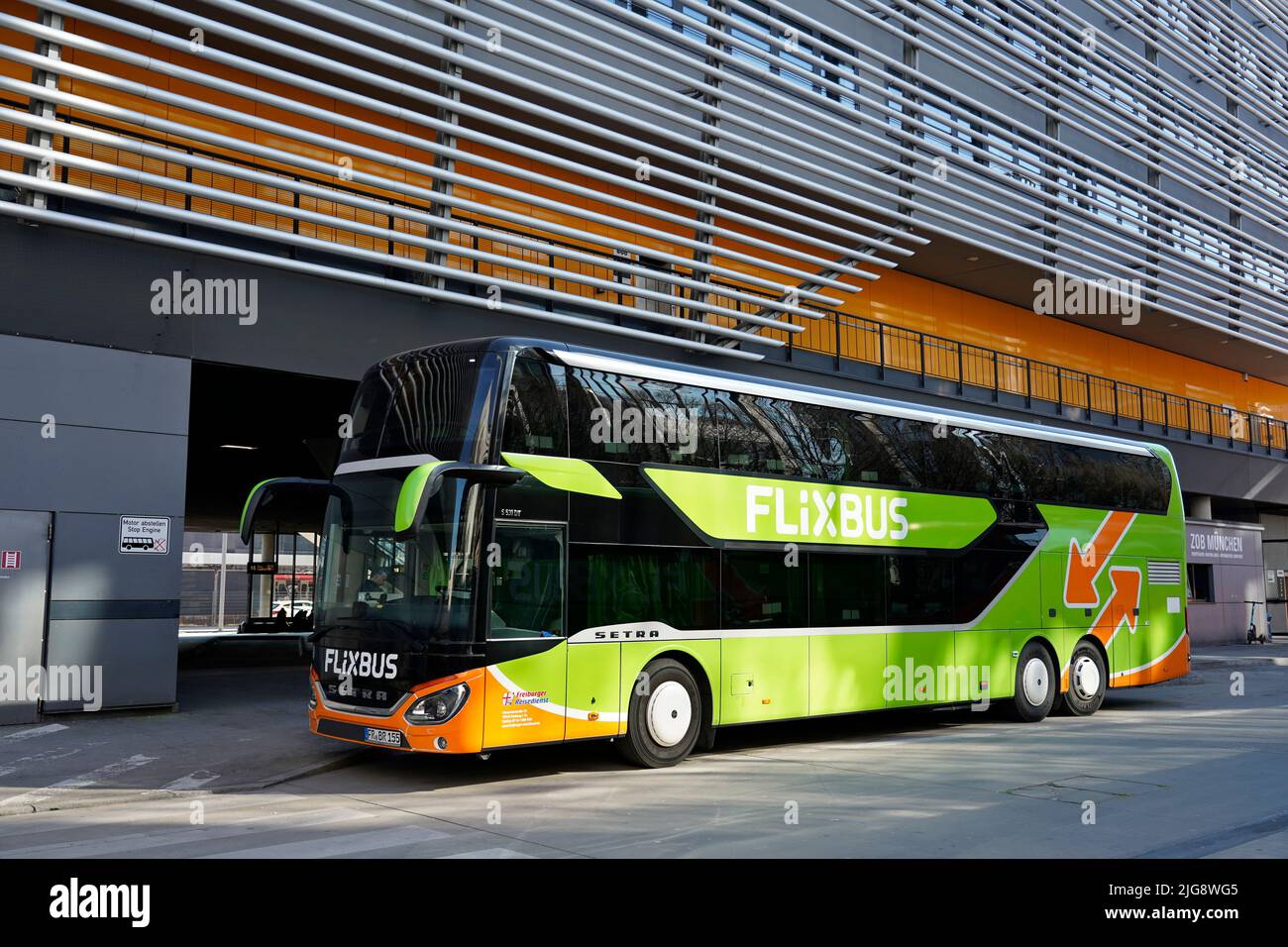 Flixbus hi-res stock photography and images - Alamy
