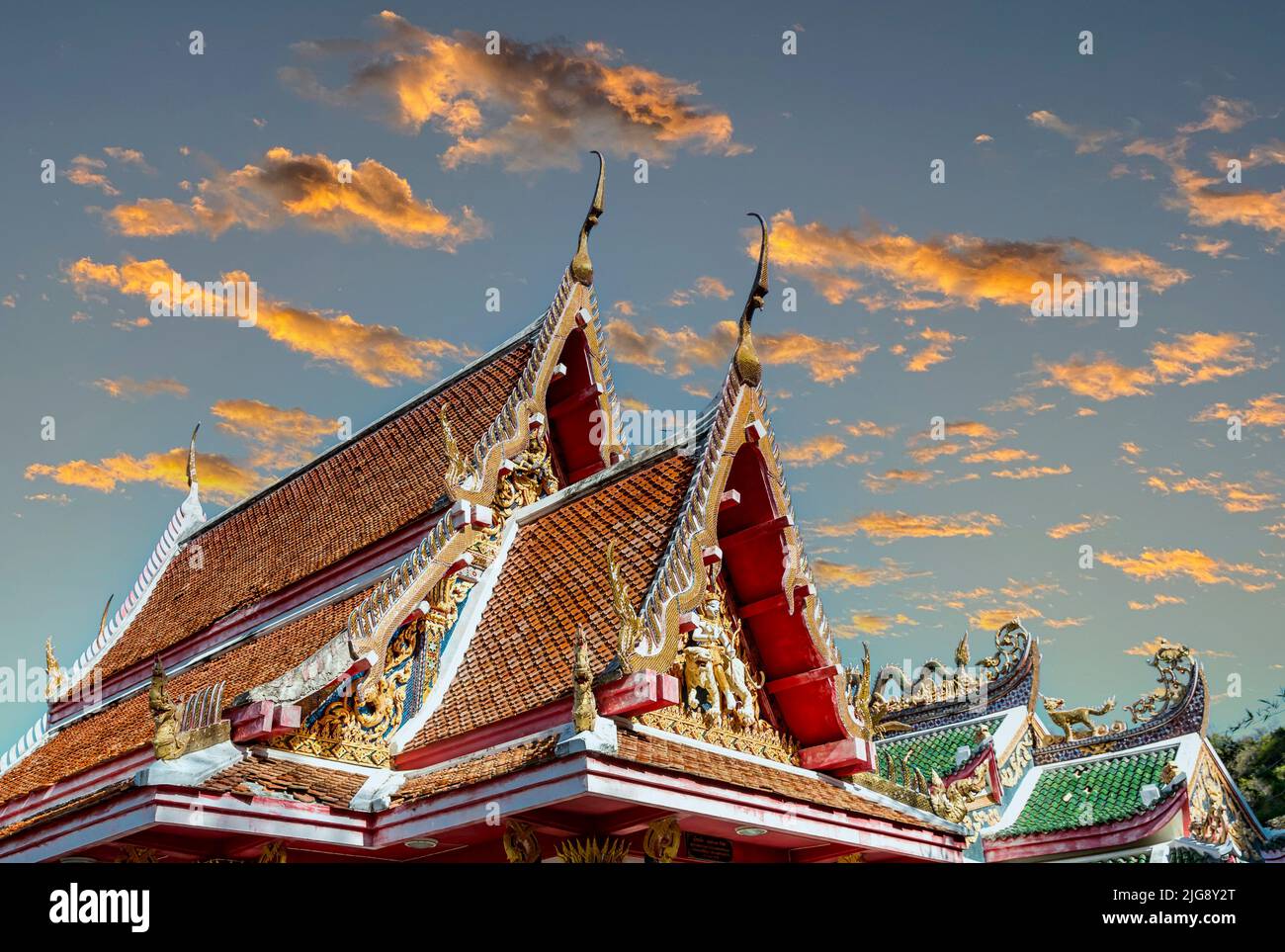Wat Khao Daeng, Buddhist Temple, Khao Sam Roi Yot National Park ...