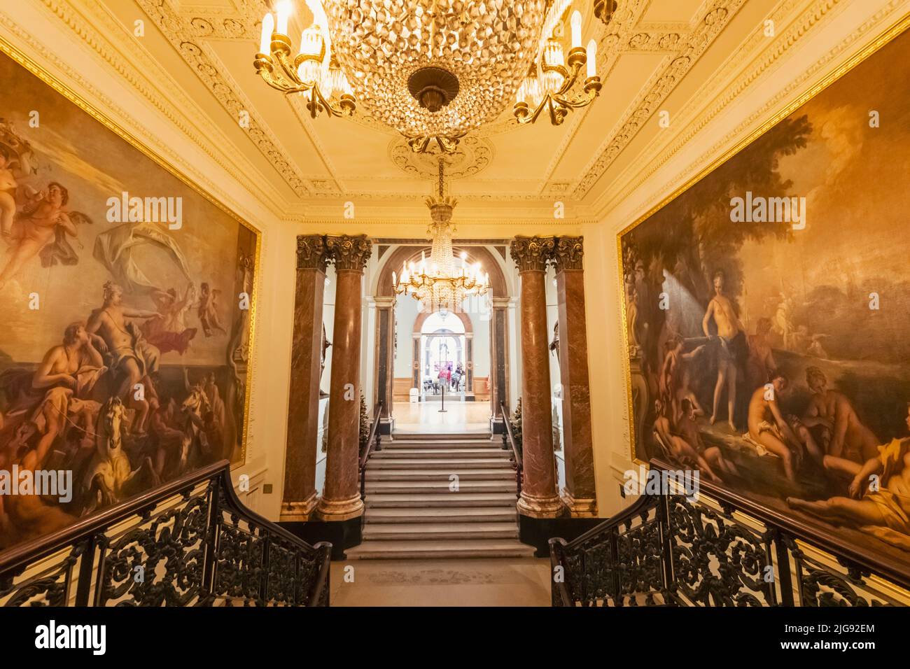 England, London, Piccadilly, Royal Academy of Arts, Interior View of ...