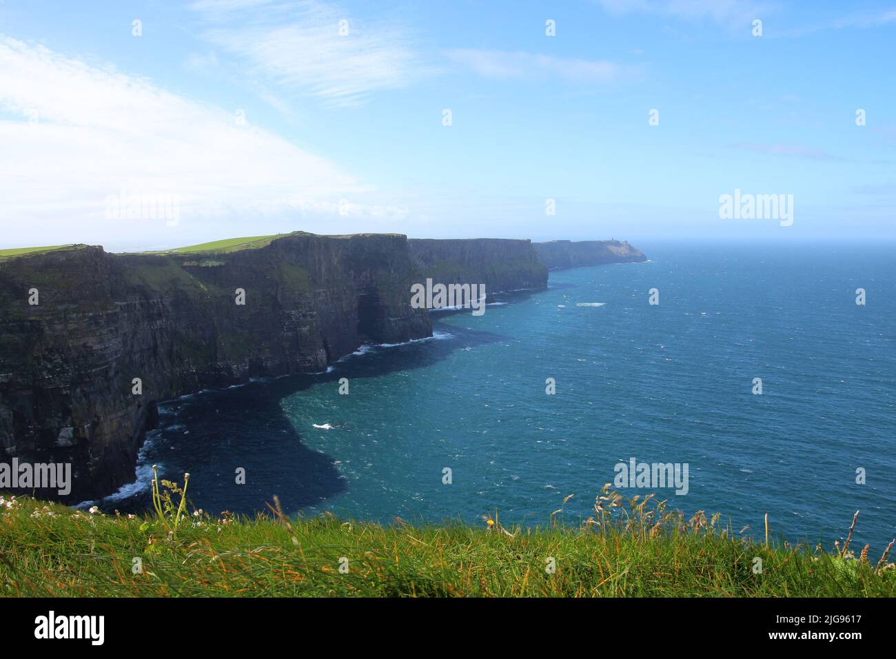 World famous cliffs moher hi-res stock photography and images - Alamy