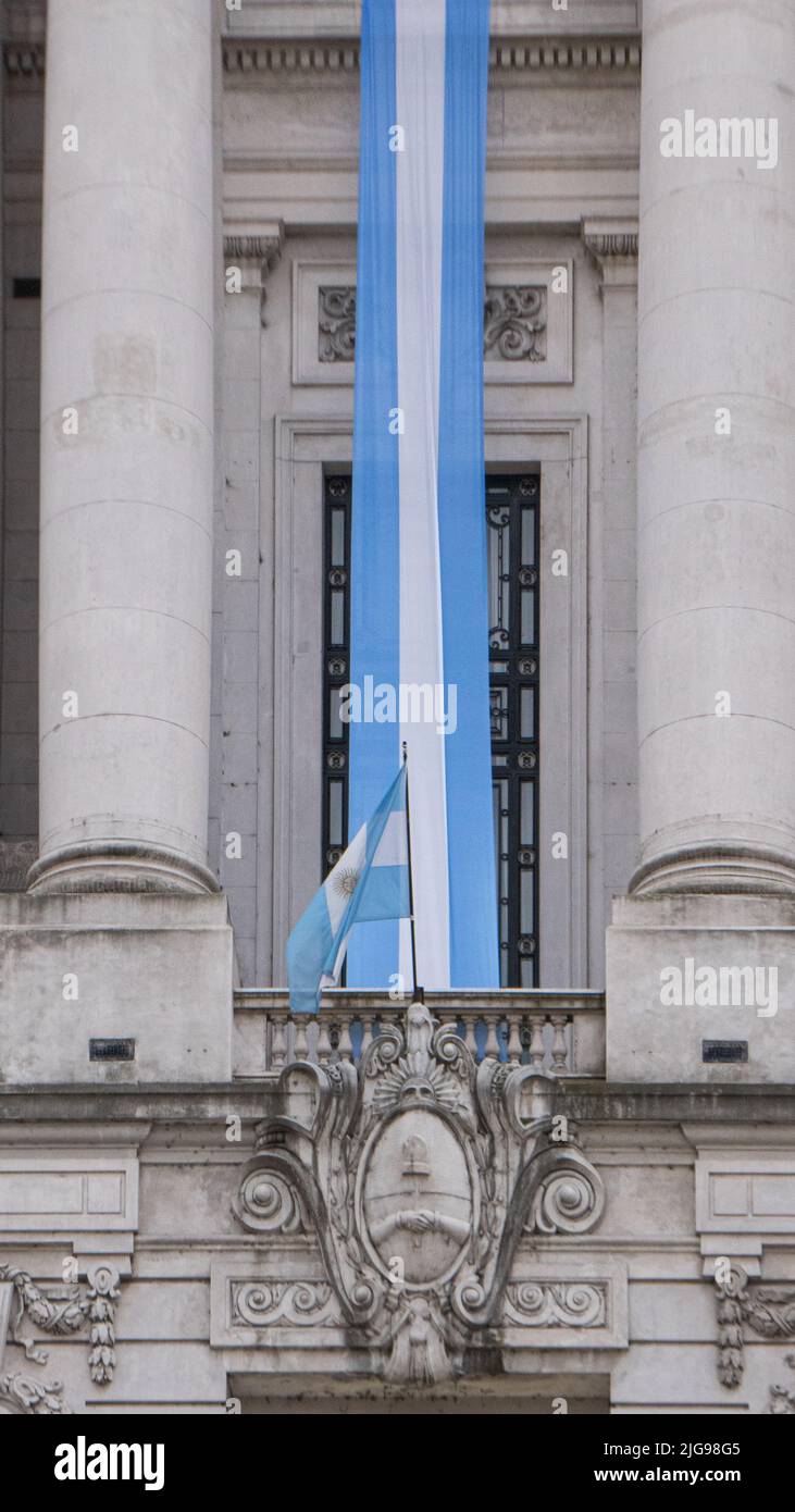 Big flag on a building hi-res stock photography and images - Alamy