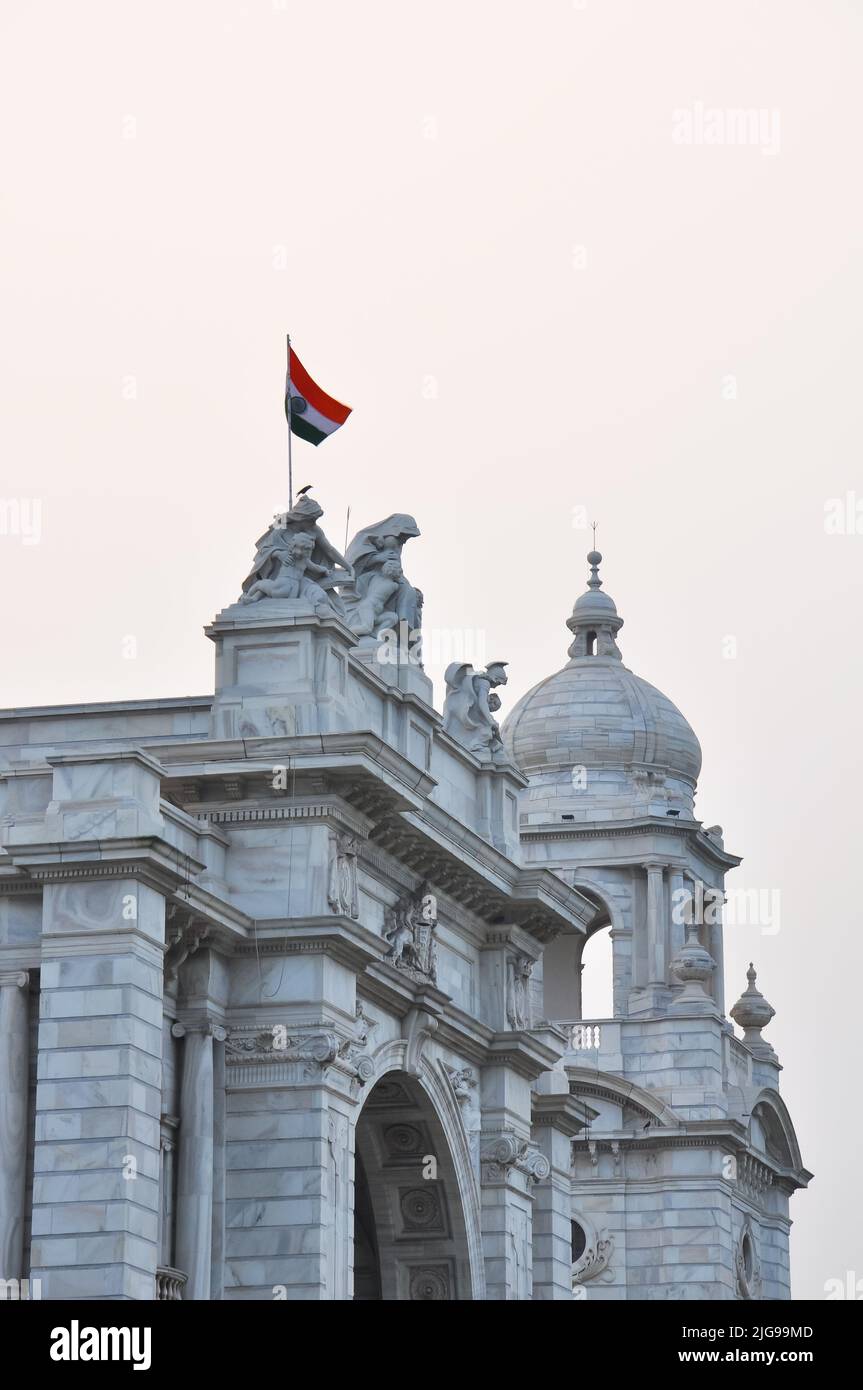 White marble Victoria Memorial in Kolkata, India Stock Photo - Alamy