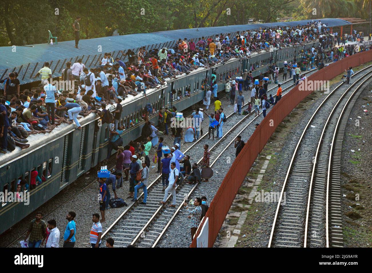 July 9, 2022, Dhaka, Dhaka, Bangladesh: Failed to get place inside the ...