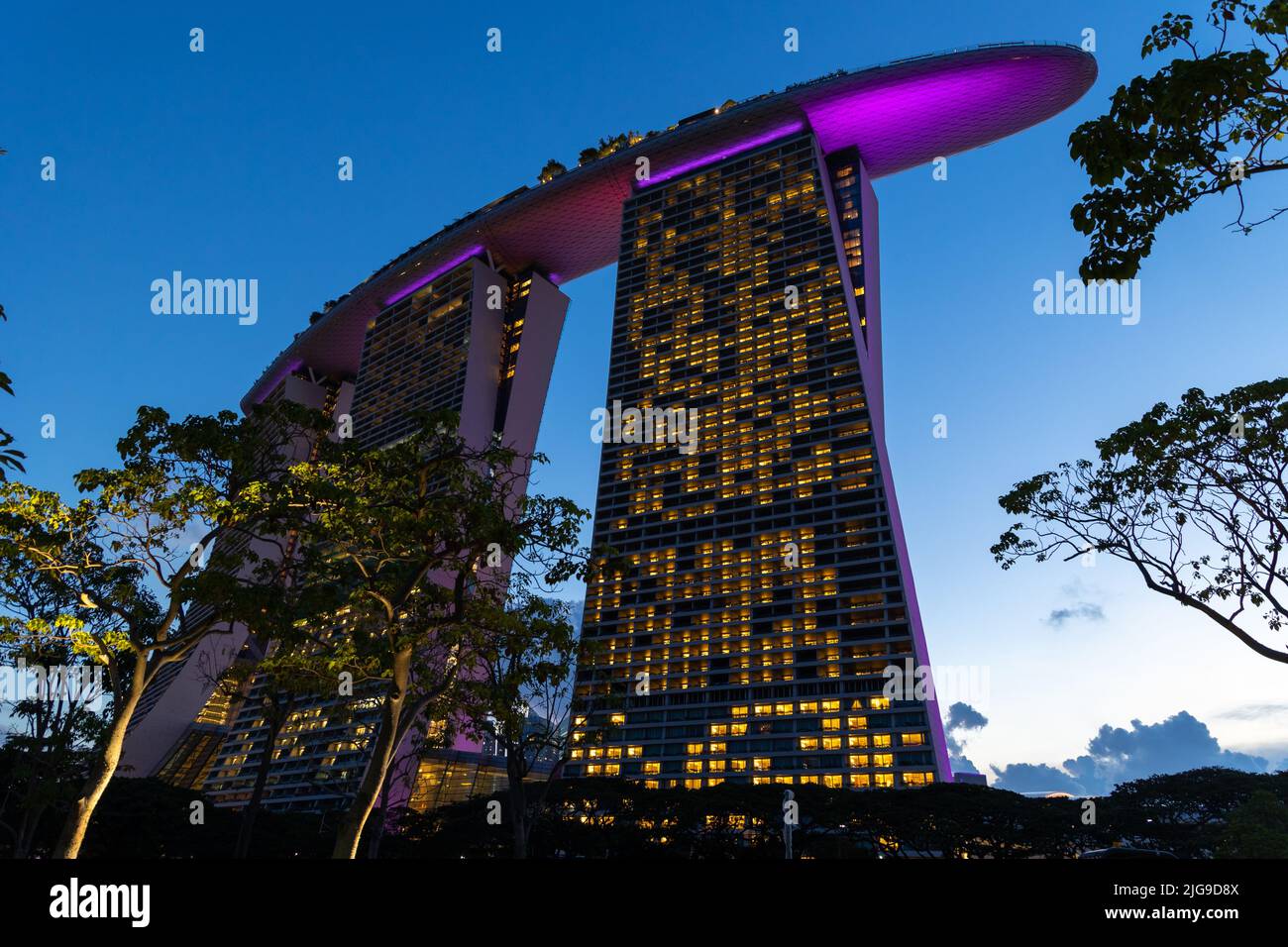 Sands sky garden hi-res stock photography and images - Alamy