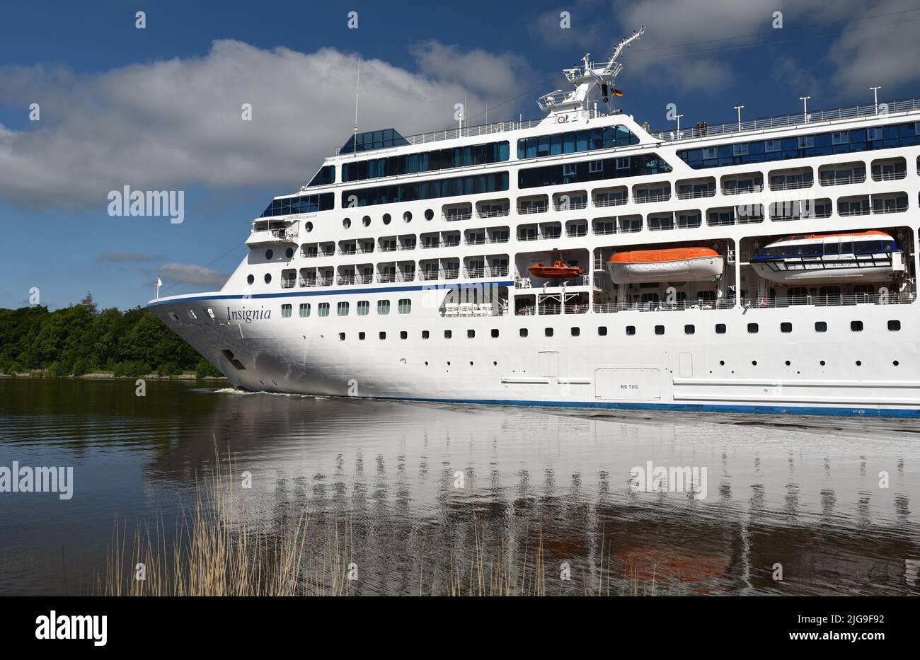 Ms insignia hi-res stock photography and images - Alamy