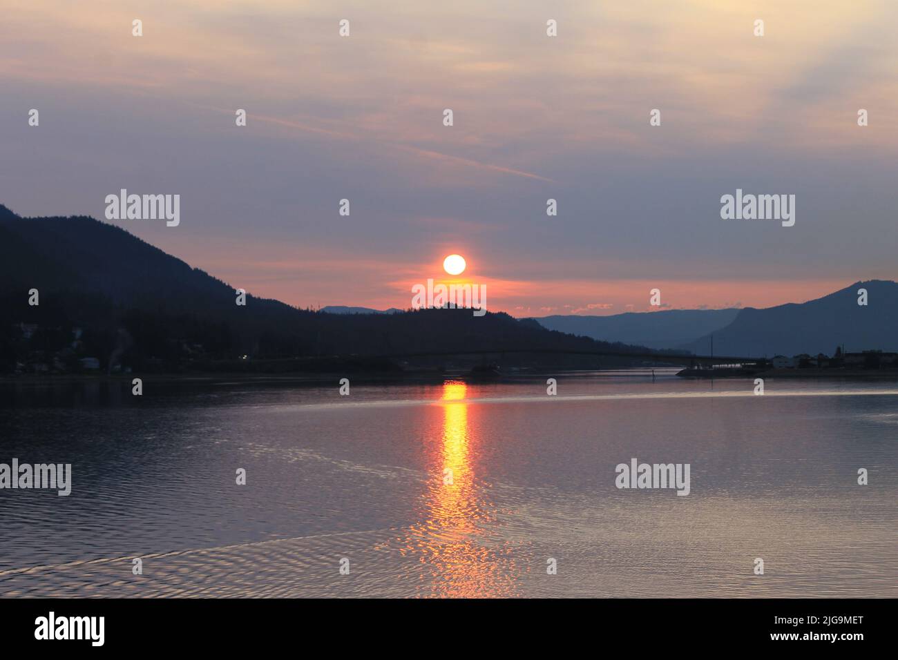 Alaska sunset sunrise glacier hi-res stock photography and images - Alamy