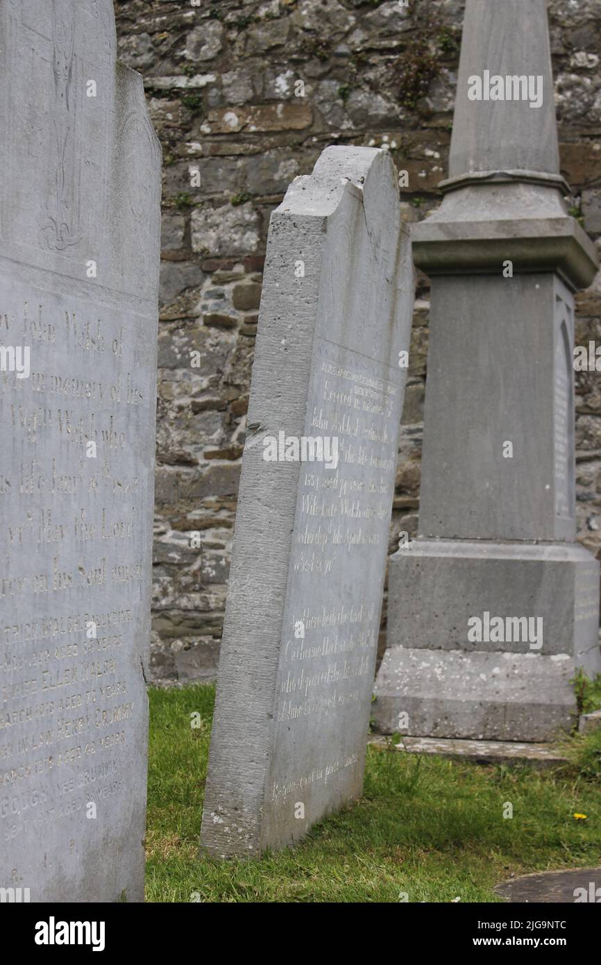 Rock of Cashel Cemetery, County Tipperary, Ireland Stock Photo - Alamy