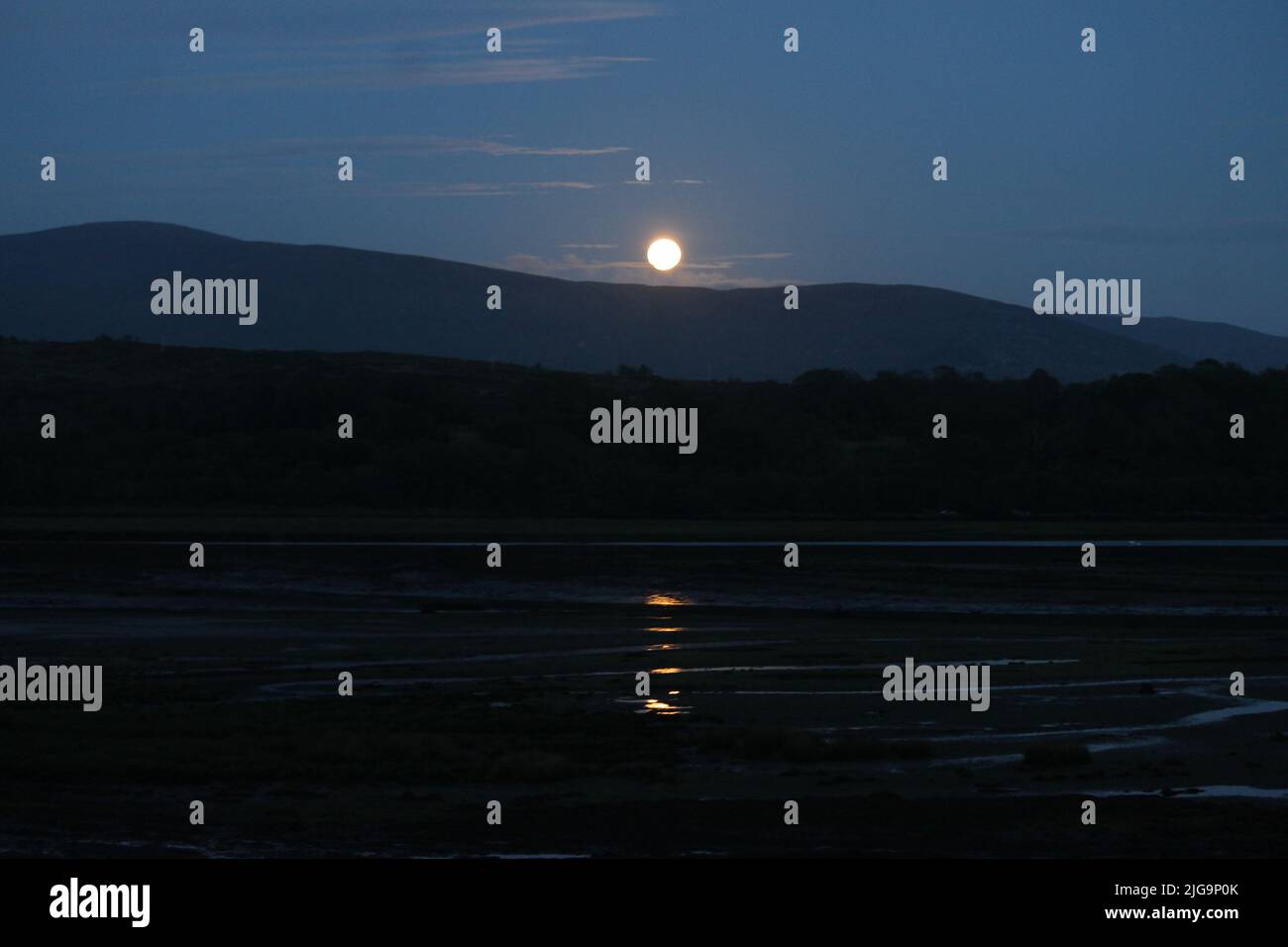 Moonrise night nighttime hi-res stock photography and images - Alamy