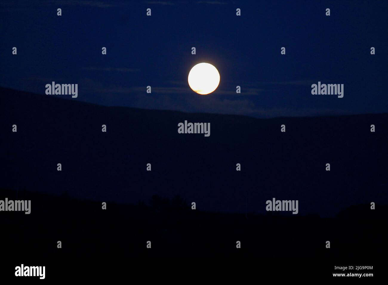 Moonrise night nighttime hi-res stock photography and images - Alamy