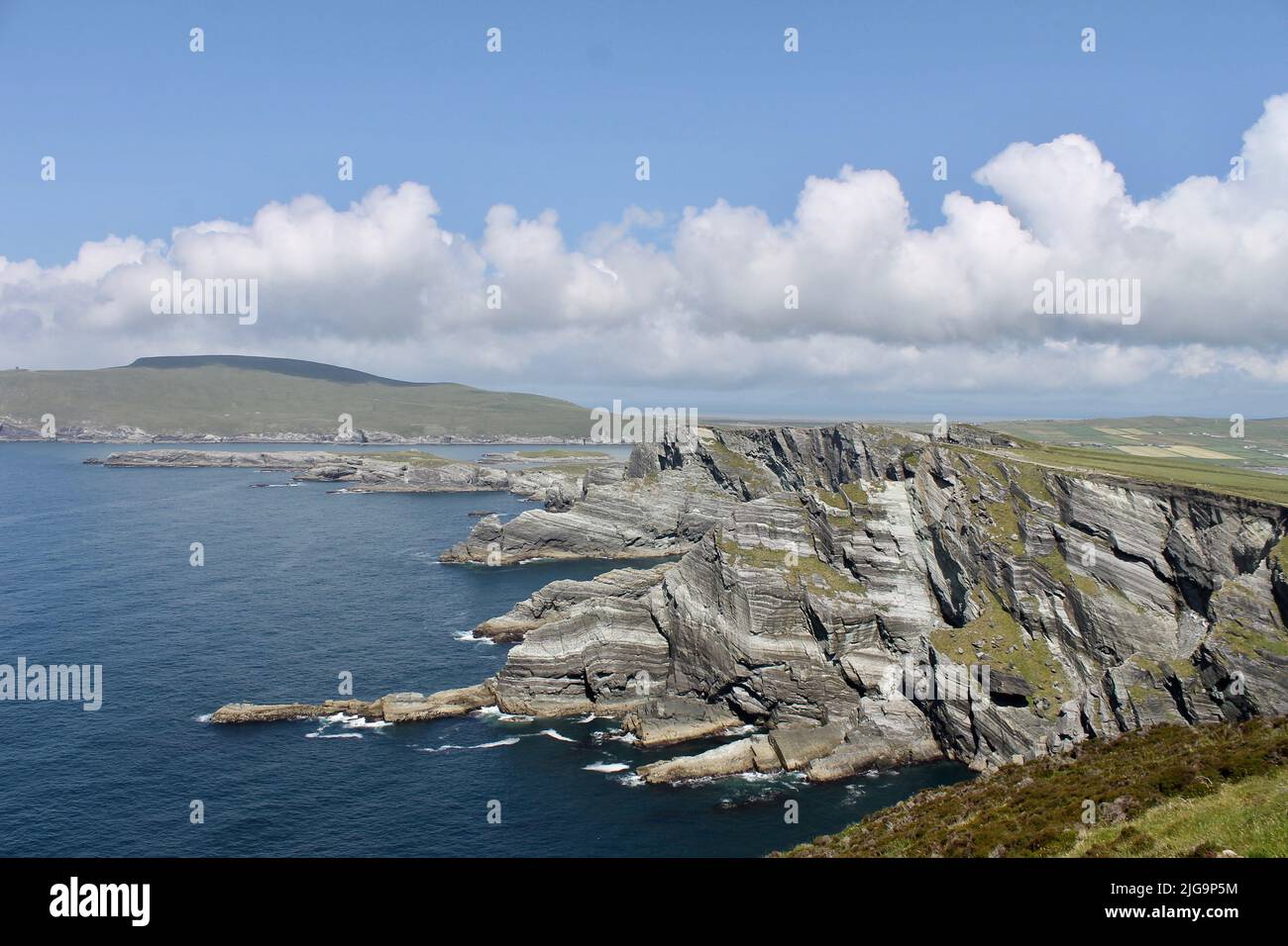Scenic views of Kerry Cliffs, County Kerry, Ireland Stock Photo - Alamy