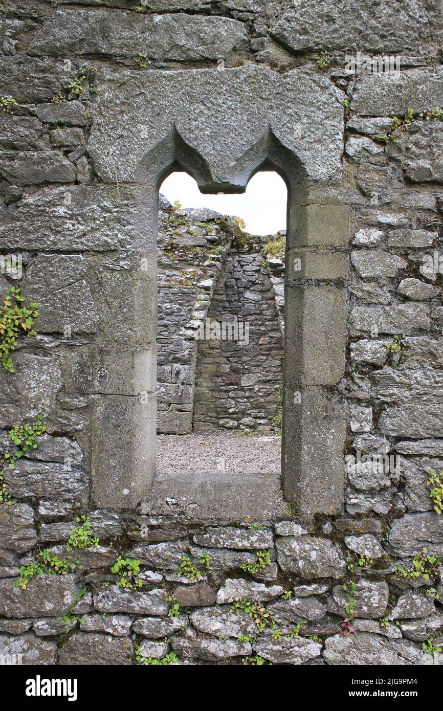 Tidy village ireland hi-res stock photography and images - Alamy