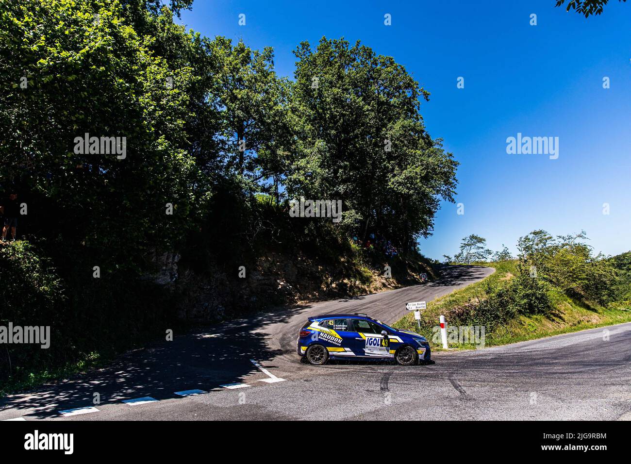 43 MAGNOU Patrick, VILANOVA Anthony, Renault Clio RS Line, action during the Rallye Aveyron ...