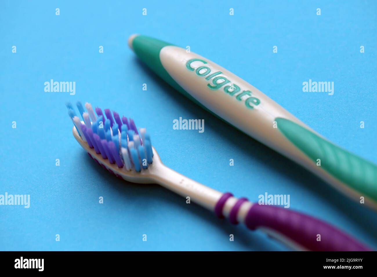 Full image toothpaste and toothbrush hi-res stock photography and ...