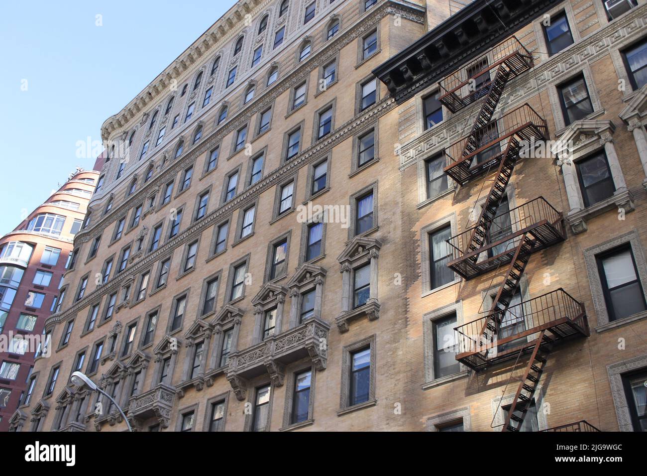 New york city harlem skyline hi-res stock photography and images - Alamy