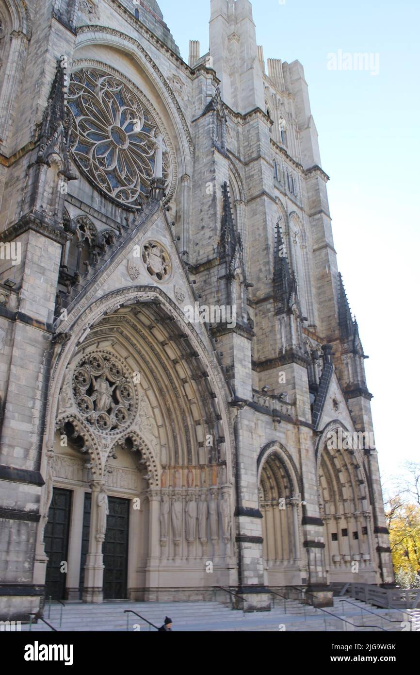 St john the divine new york hi-res stock photography and images - Alamy