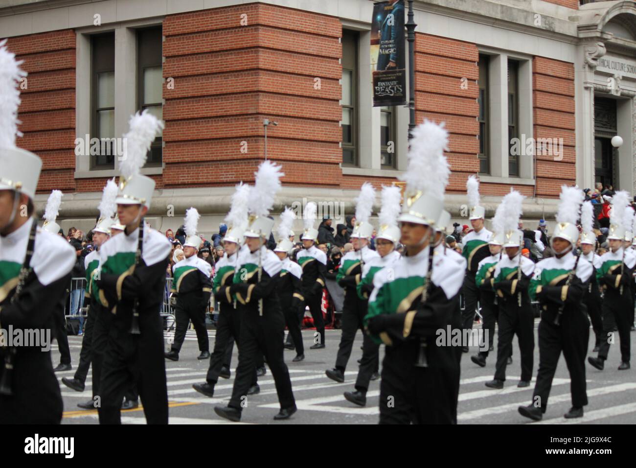 Thanksgiving parade native american hi-res stock photography and images ...