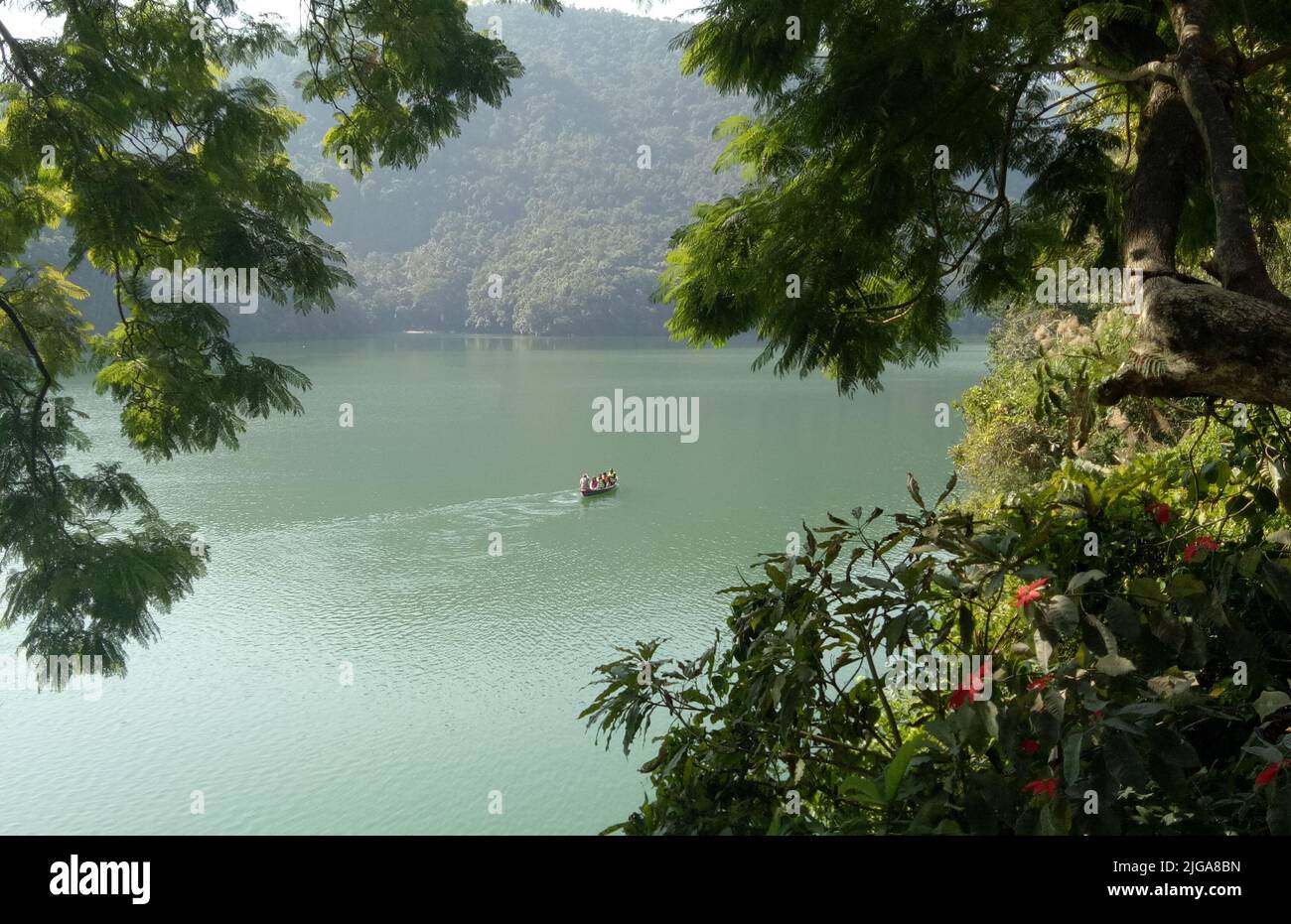 Wisata pokhara hi-res stock photography and images - Alamy