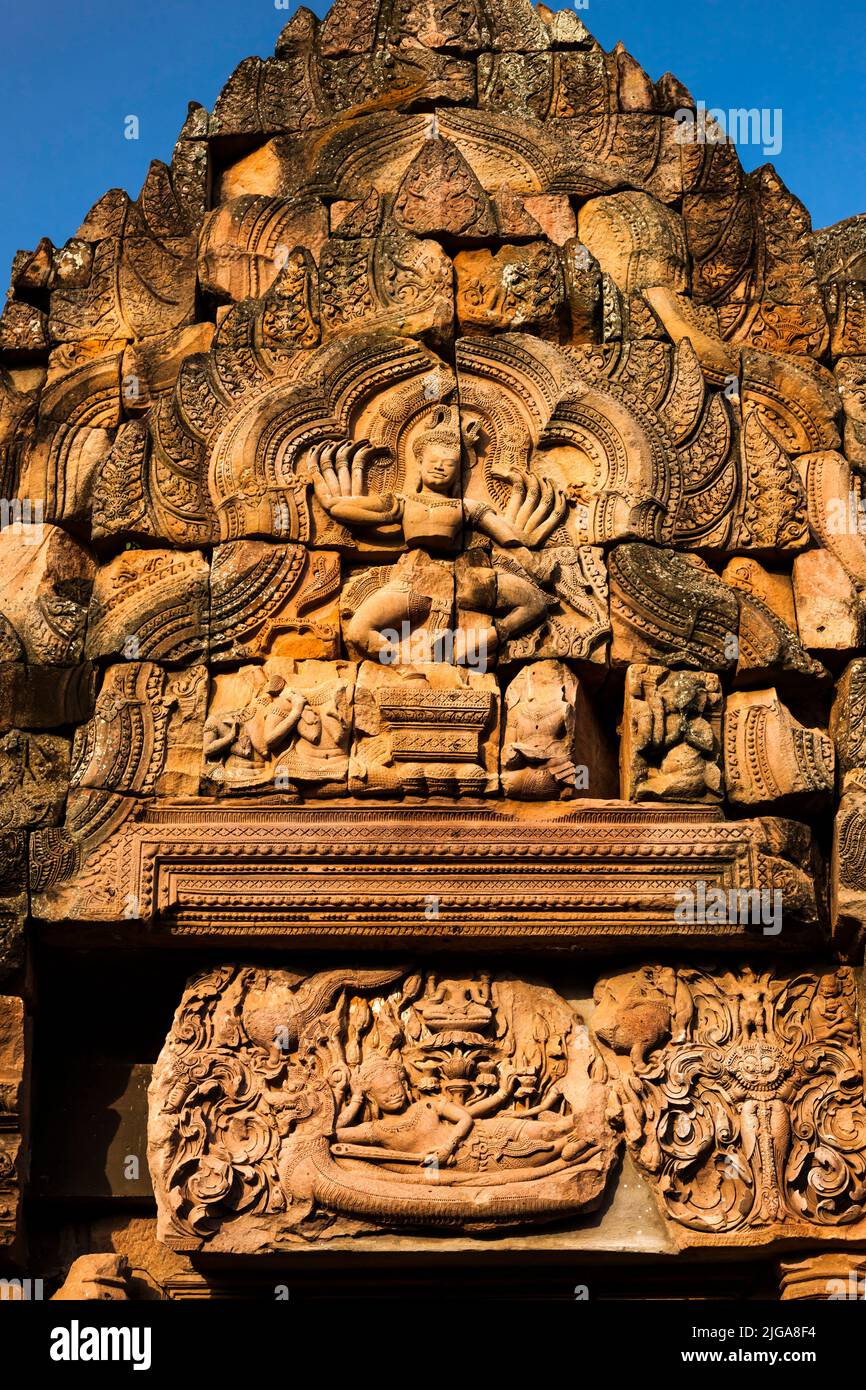 Prasat Hin Khao Phanom Rung, relief of gable, Buri Ram, Buriram, Isan ...