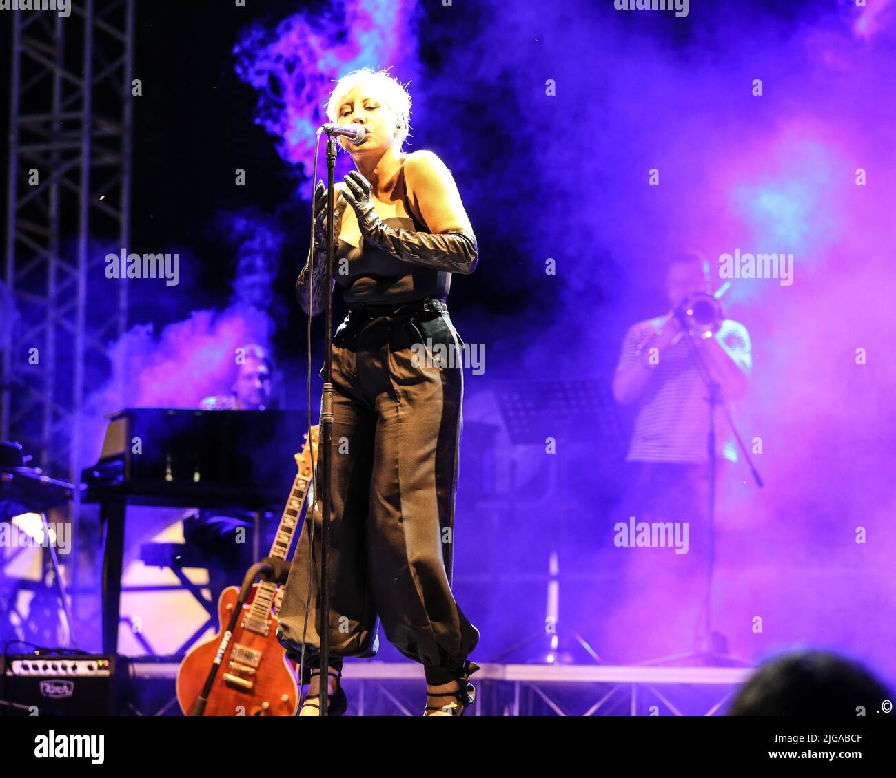 Malika ayane italian singer hi-res stock photography and images - Alamy