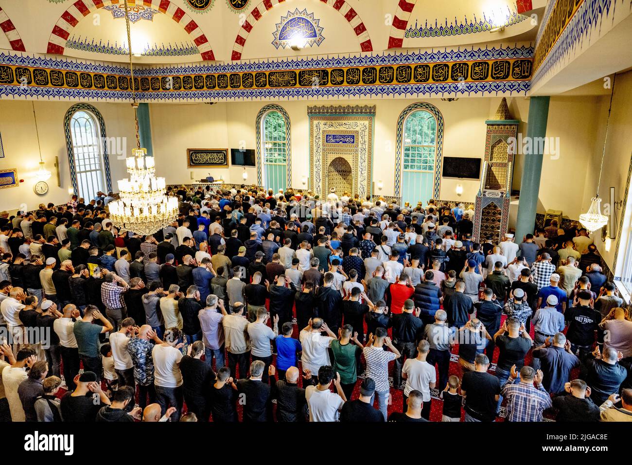 2022-07-09 06:29:20 ROTTERDAM - Muslims during morning prayers in the ...