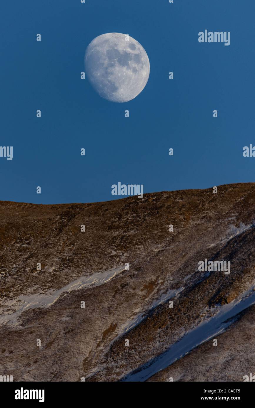 Vertical shot mountain moon hi-res stock photography and images - Alamy