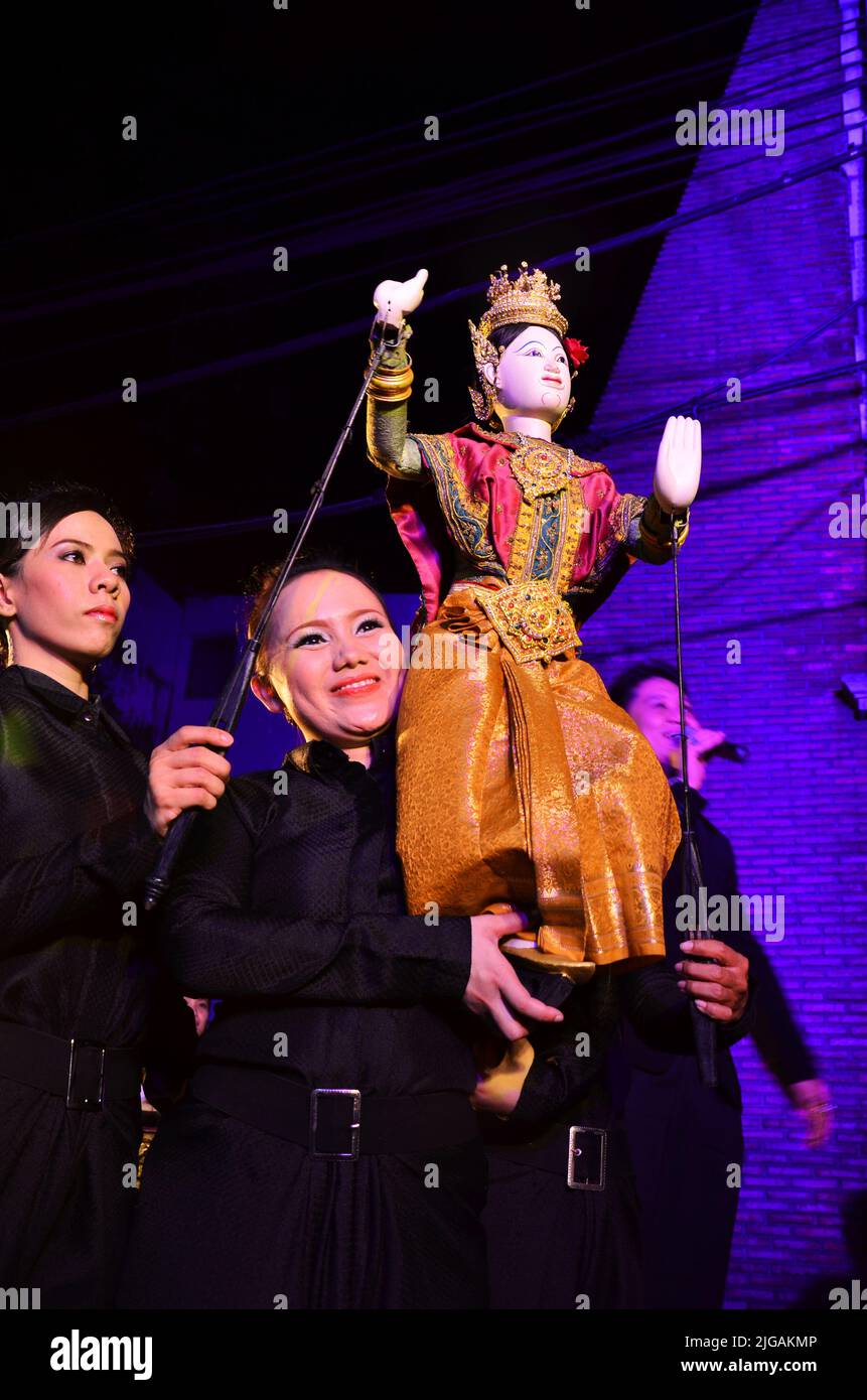 Thai professional puppeteer or Puppet master manipulate playing acting ...