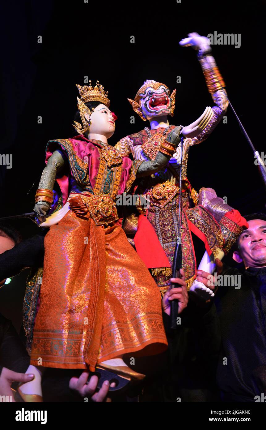 Thai professional puppeteer or Puppet master manipulate playing acting ...