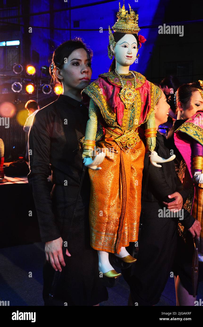 Thai professional puppeteer or Puppet master manipulate playing acting ...