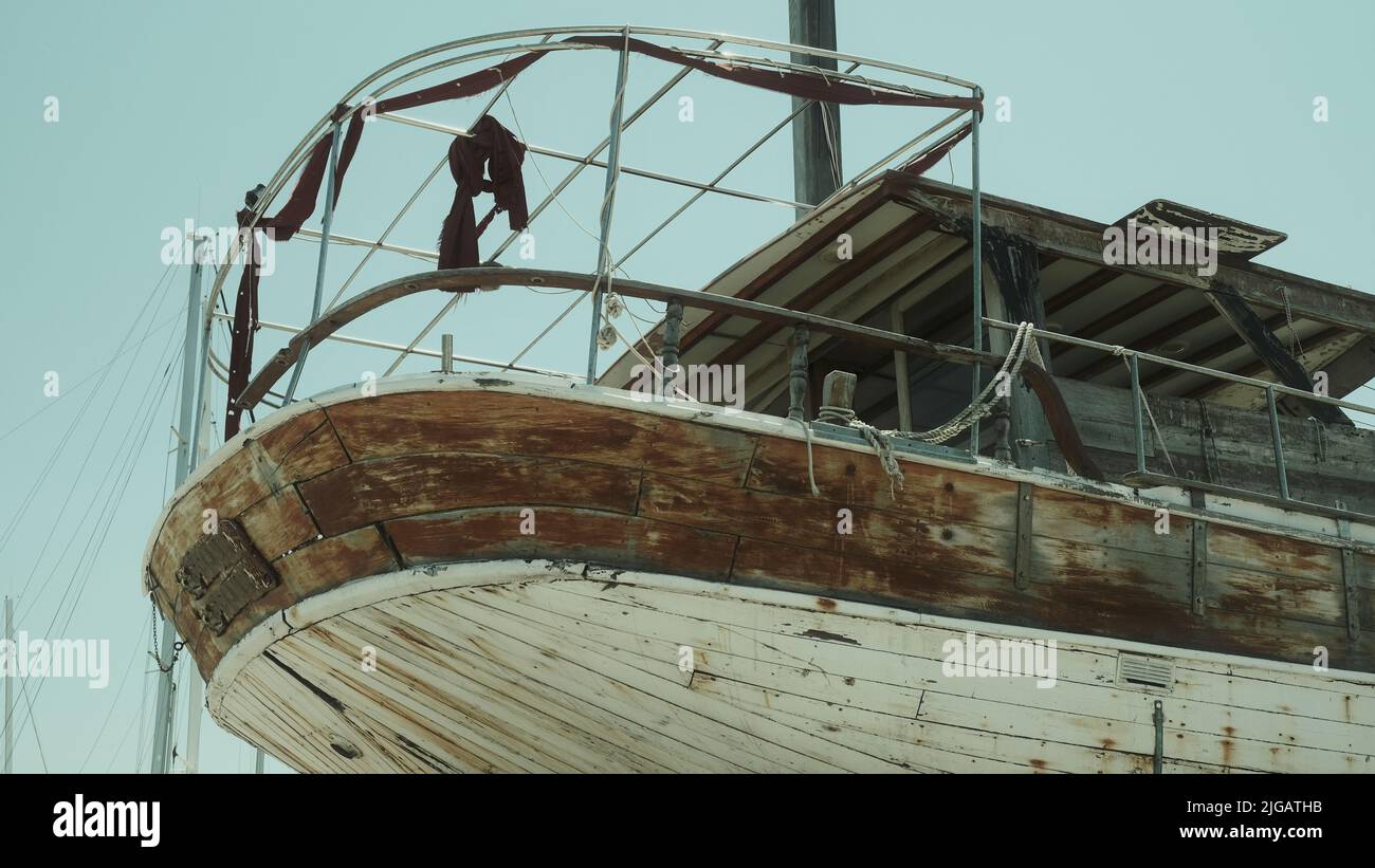 Wood stern of big sailing yacht in the dock Stock Photo - Alamy