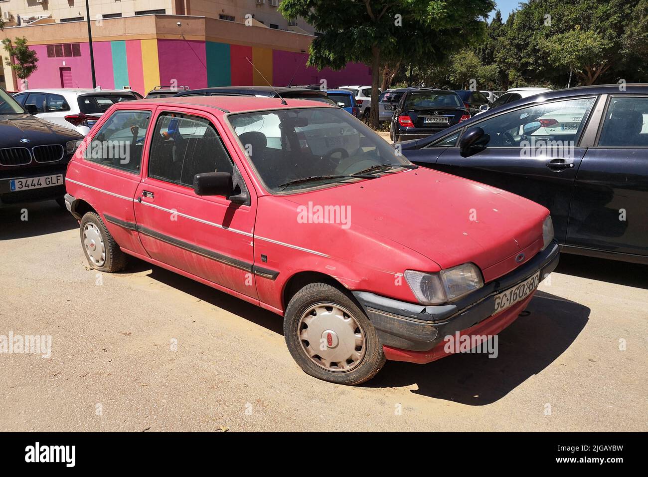 Old ford fiesta hi-res stock photography and images - Alamy