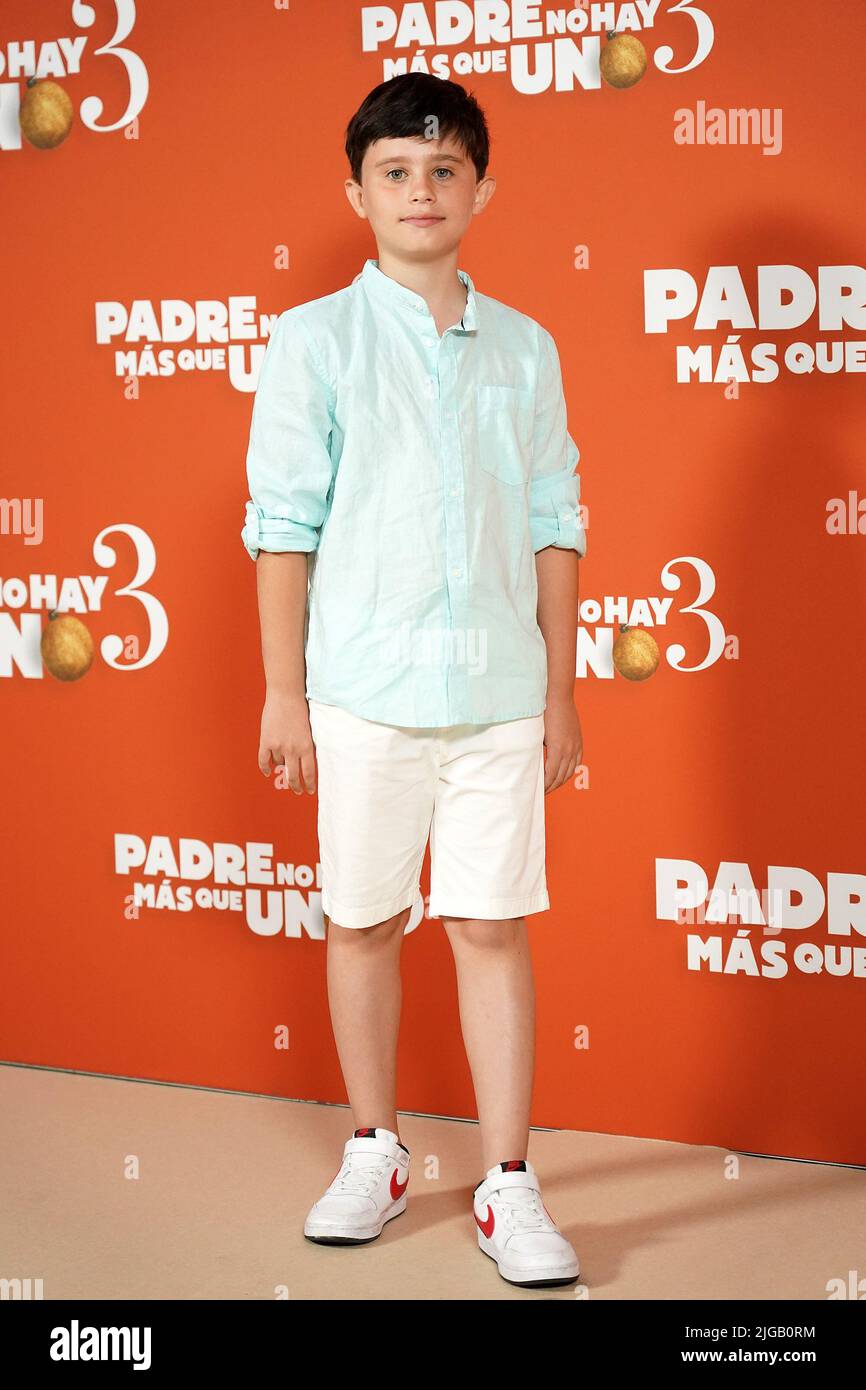 Spanish actor Carlos Gonzalez attends the photocall of the film 'Padre ...