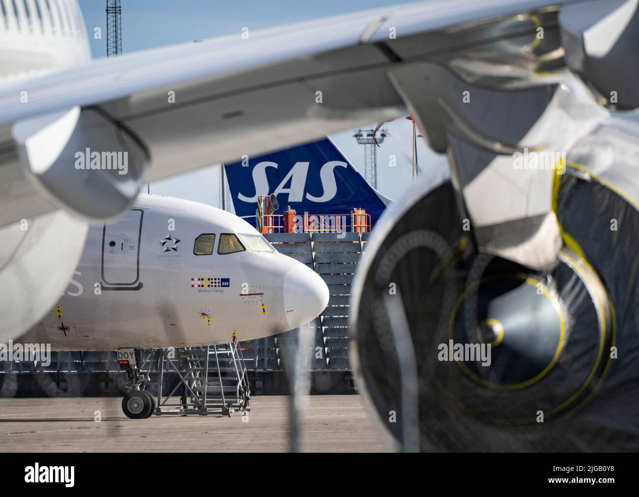 Scandinavian airlines a350 hi-res stock photography and images - Alamy