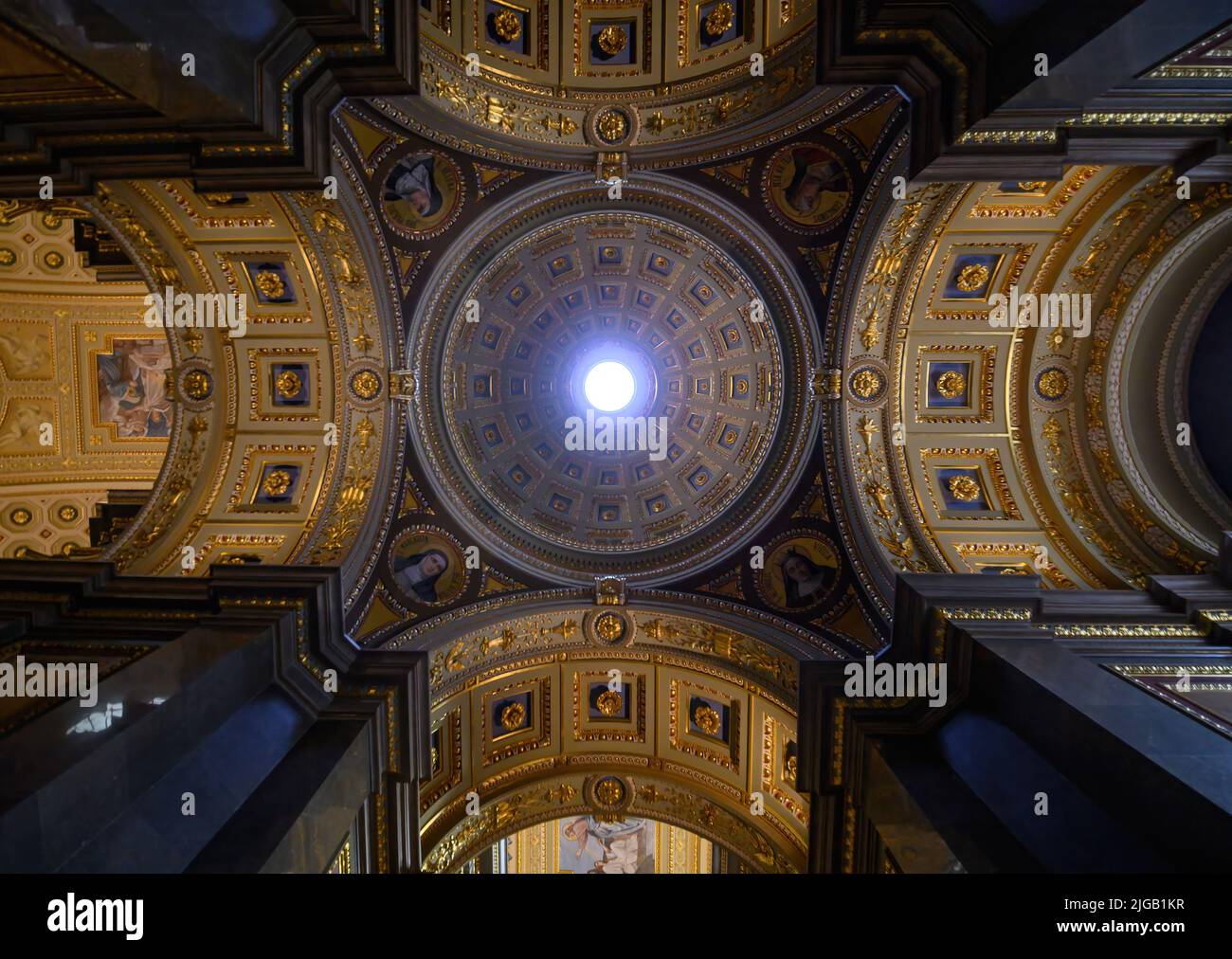 Budapest, Hungary. Interior of St. Stephen's Basilica Cathedral Stock ...