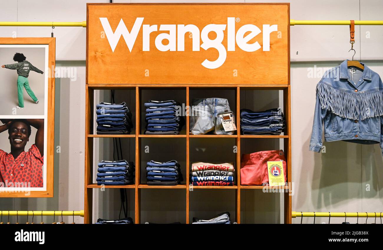 Wrangler Jeans Ad 2022
