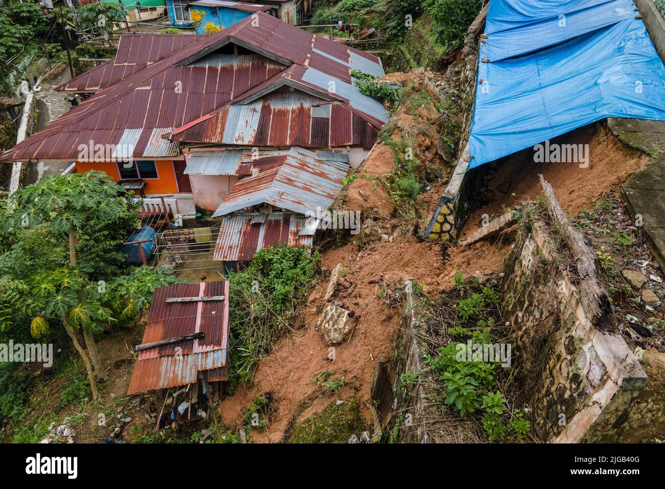 Landslide prone hi-res stock photography and images - Alamy