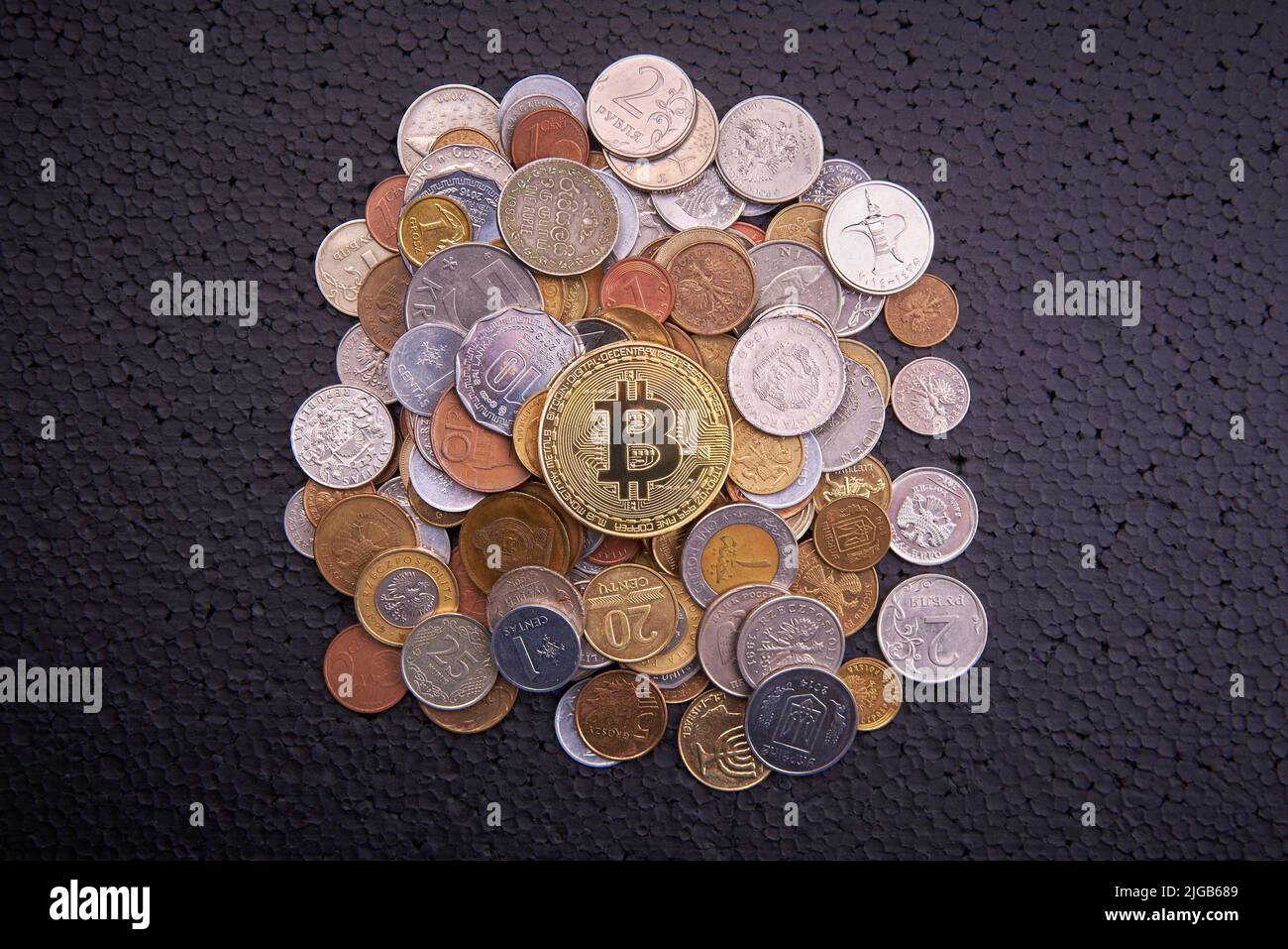 Other coins hi-res stock photography and images - Alamy