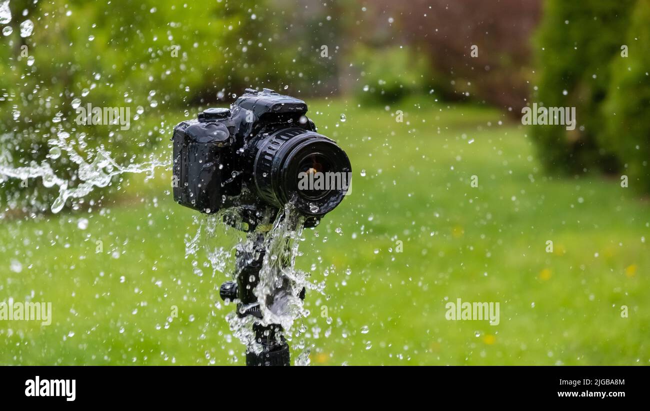 Film camera wet weather rain hi-res stock photography and images - Alamy