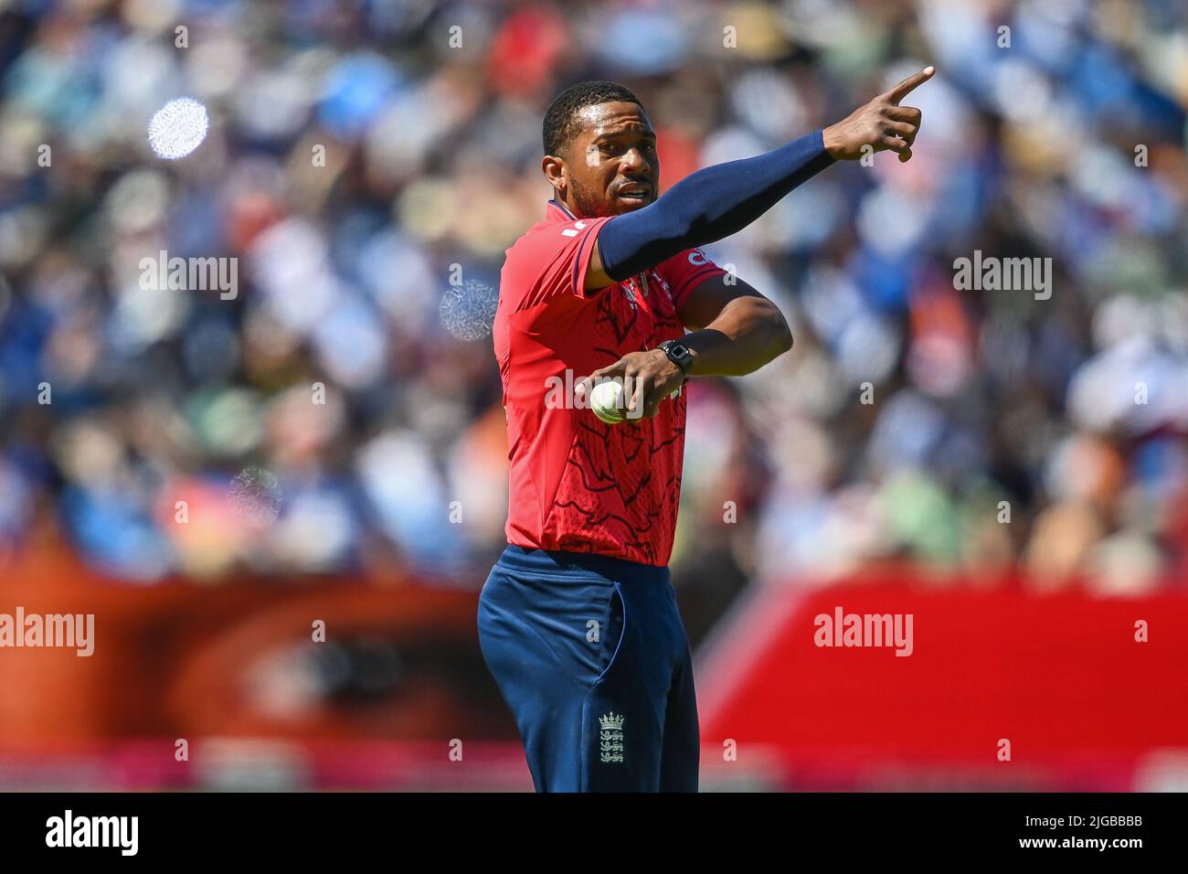 Chris Jordan of England directs his fielders Stock Photo - Alamy