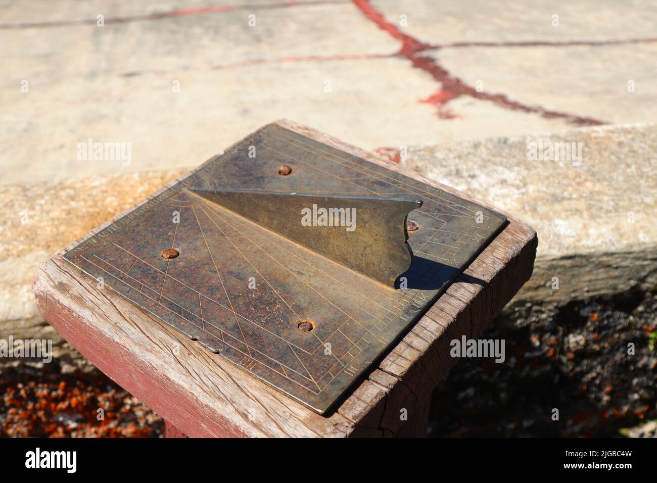 Ancient sundial used by the Spanish colonizers in Cuba Stock Photo - Alamy