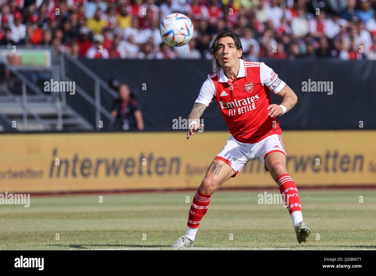 Hector bellerin arsenal 2022 hi-res stock photography and images - Alamy