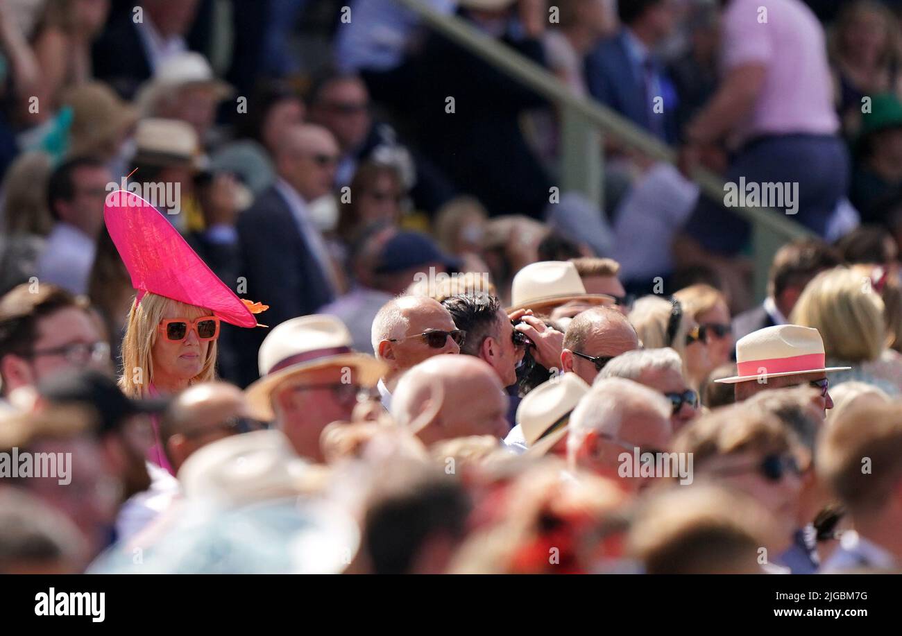 Racegoers on Darley July Cup Day of the Moet and Chandon July Festival ...