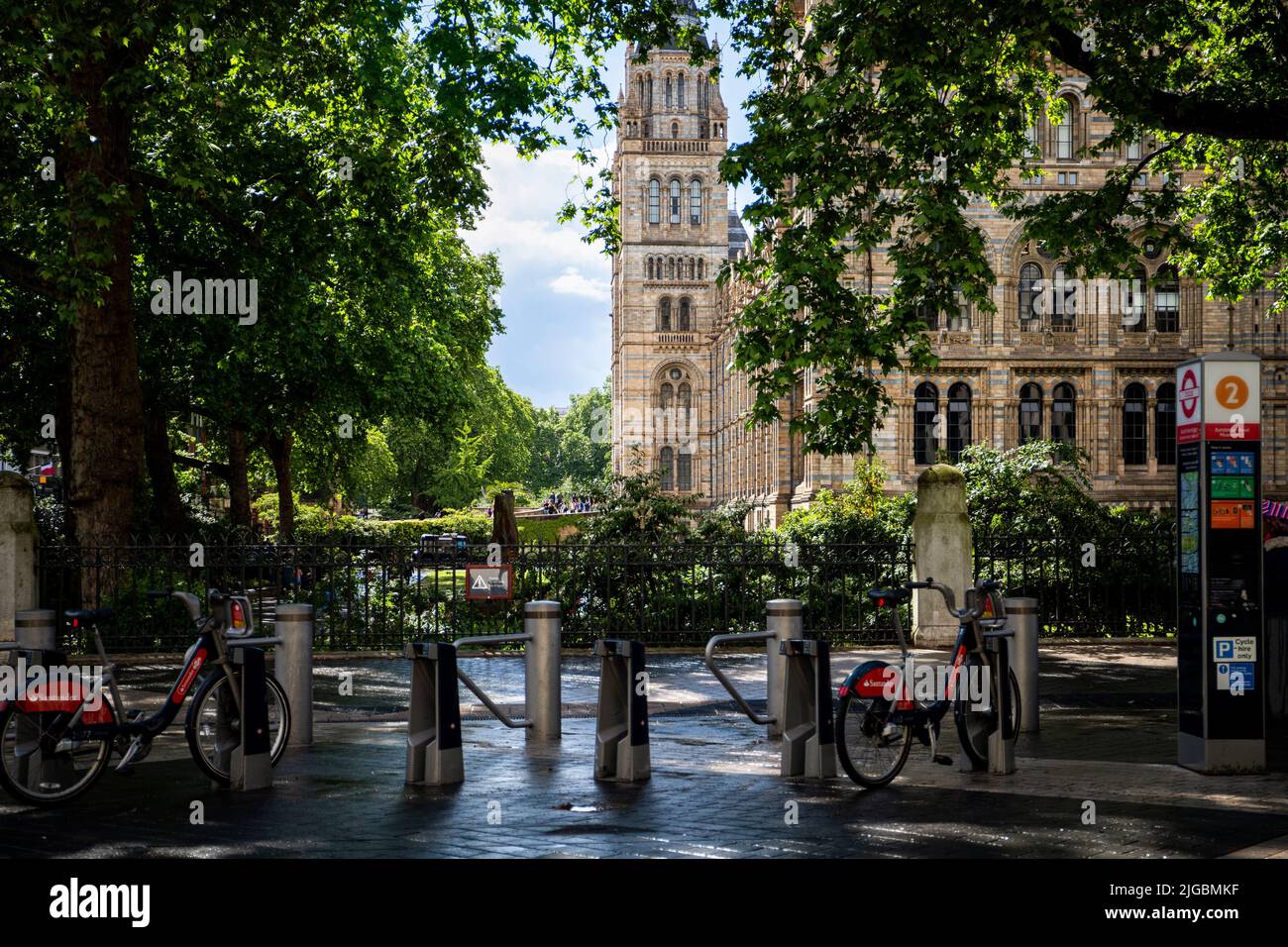 Outside view natural history hi-res stock photography and images - Alamy