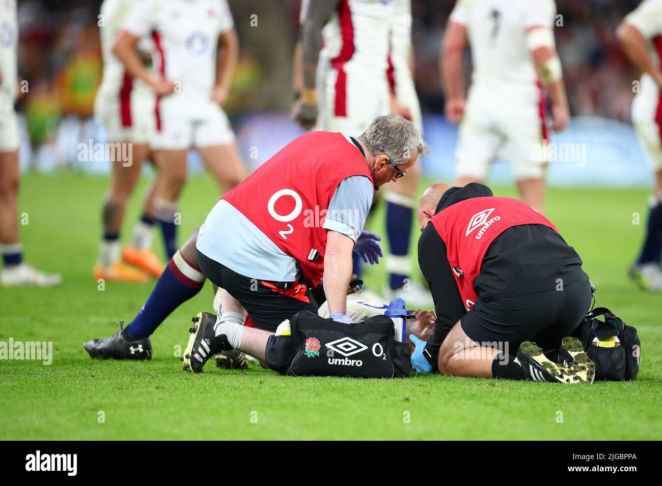 Rugby match head injury hi-res stock photography and images - Alamy