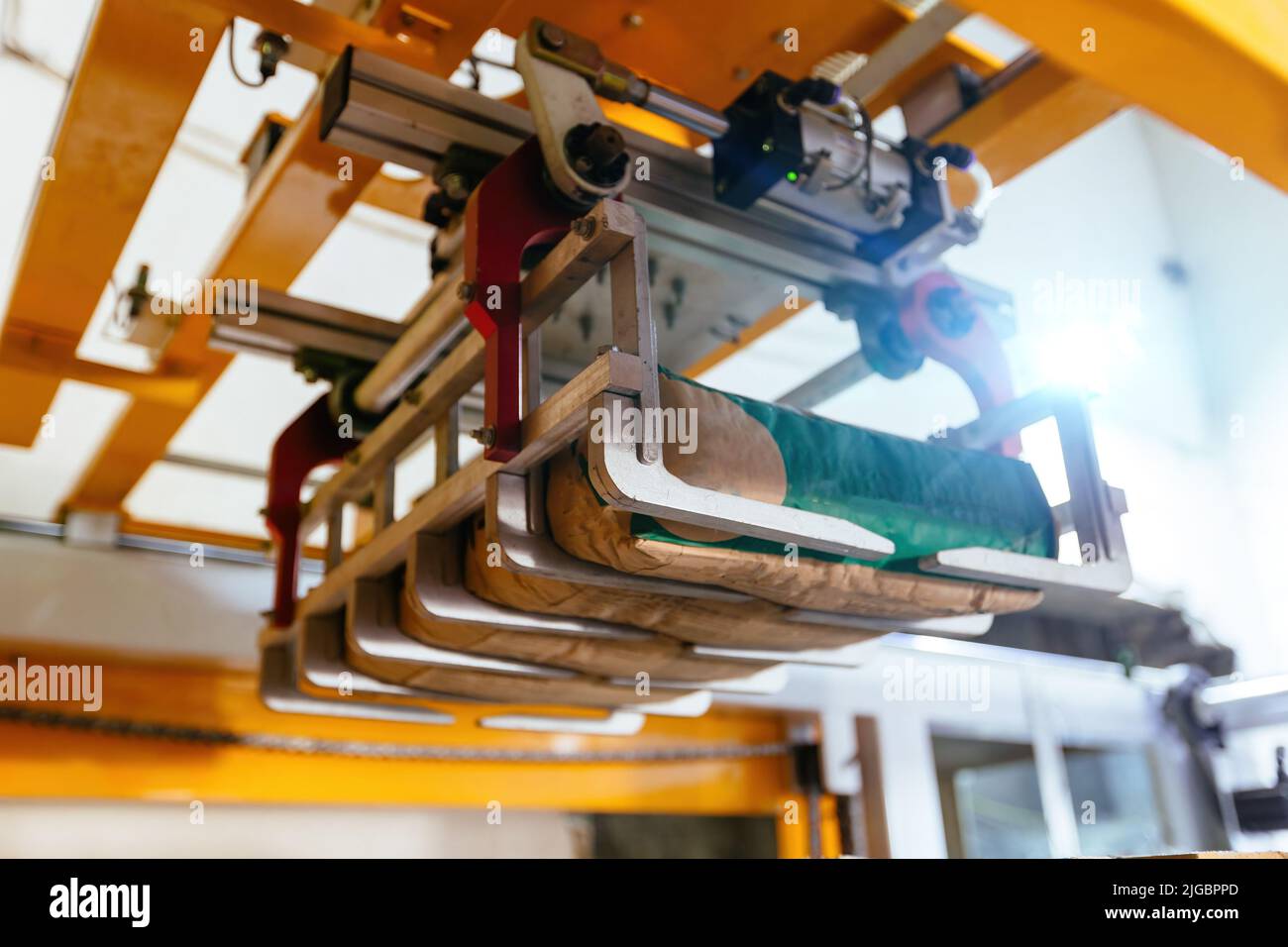 Stacking conveyor hi-res stock photography and images - Alamy