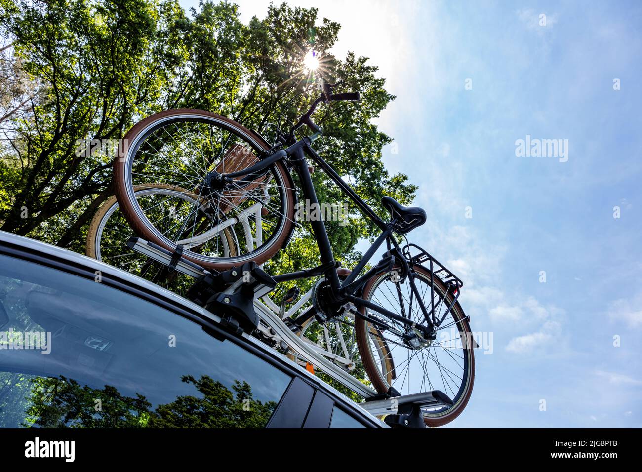 Car rack hi-res stock photography and images - Alamy