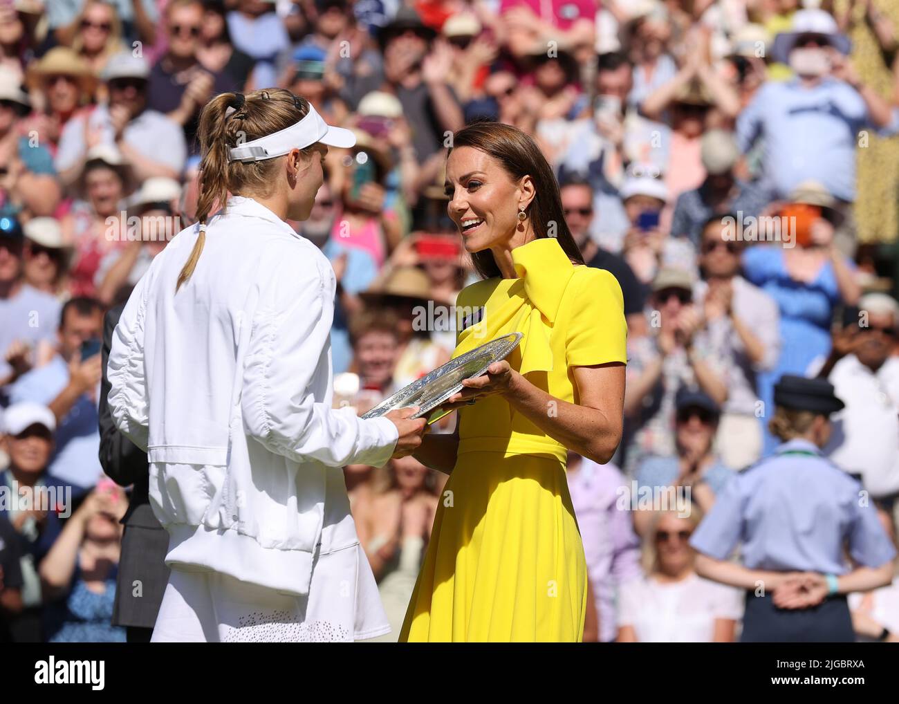 Kate middleton wimbledon final 2022 hi-res stock photography and images ...
