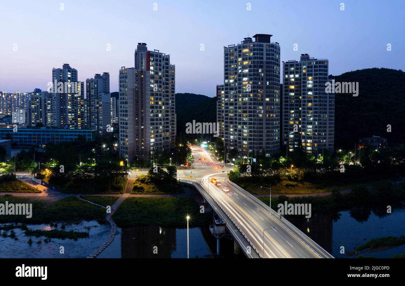 Anyang skyline hi-res stock photography and images - Alamy
