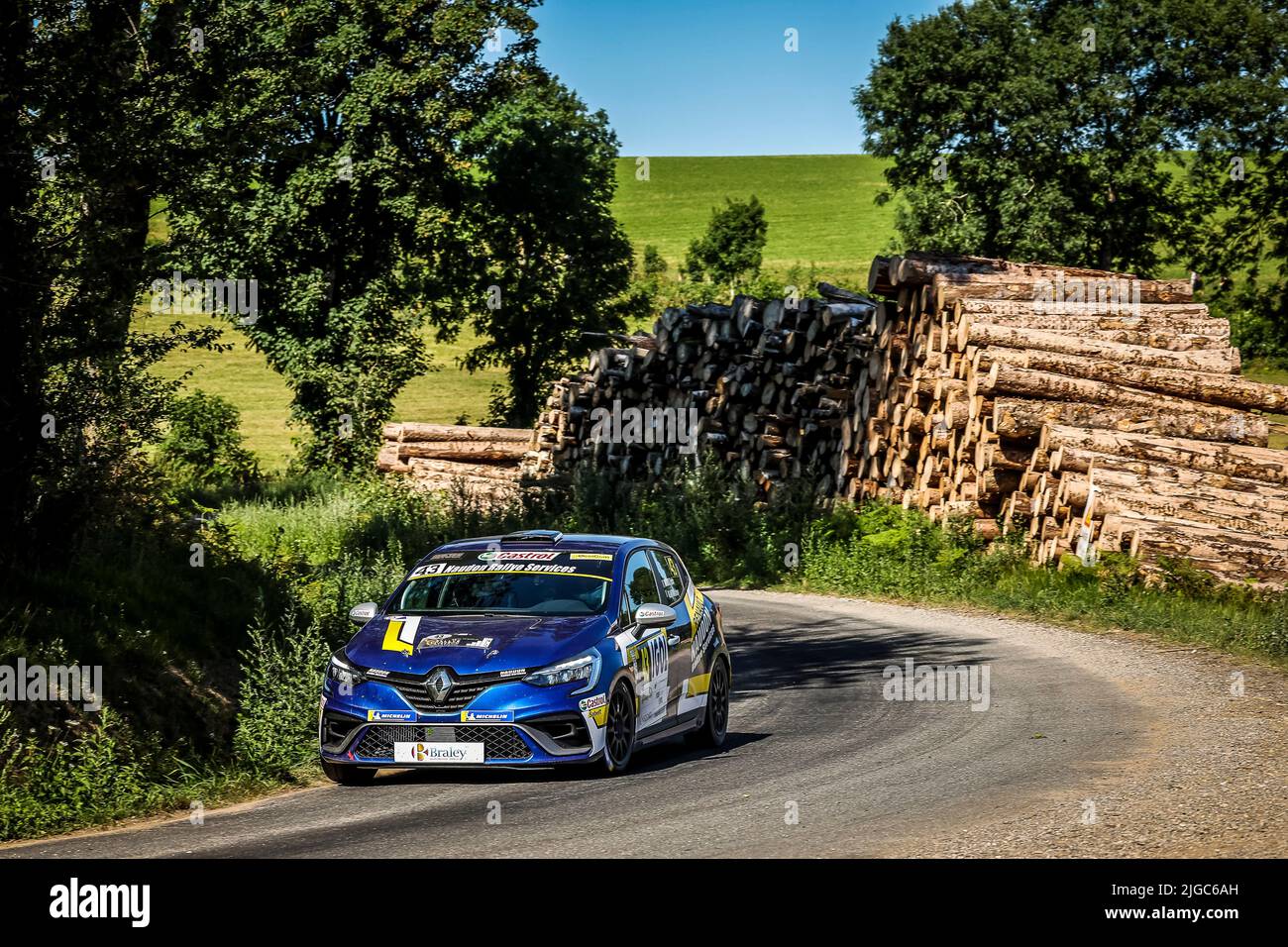 43 MAGNOU Patrick, VILANOVA Anthony, Renault Clio RS Line, action during the Rallye Aveyron ...