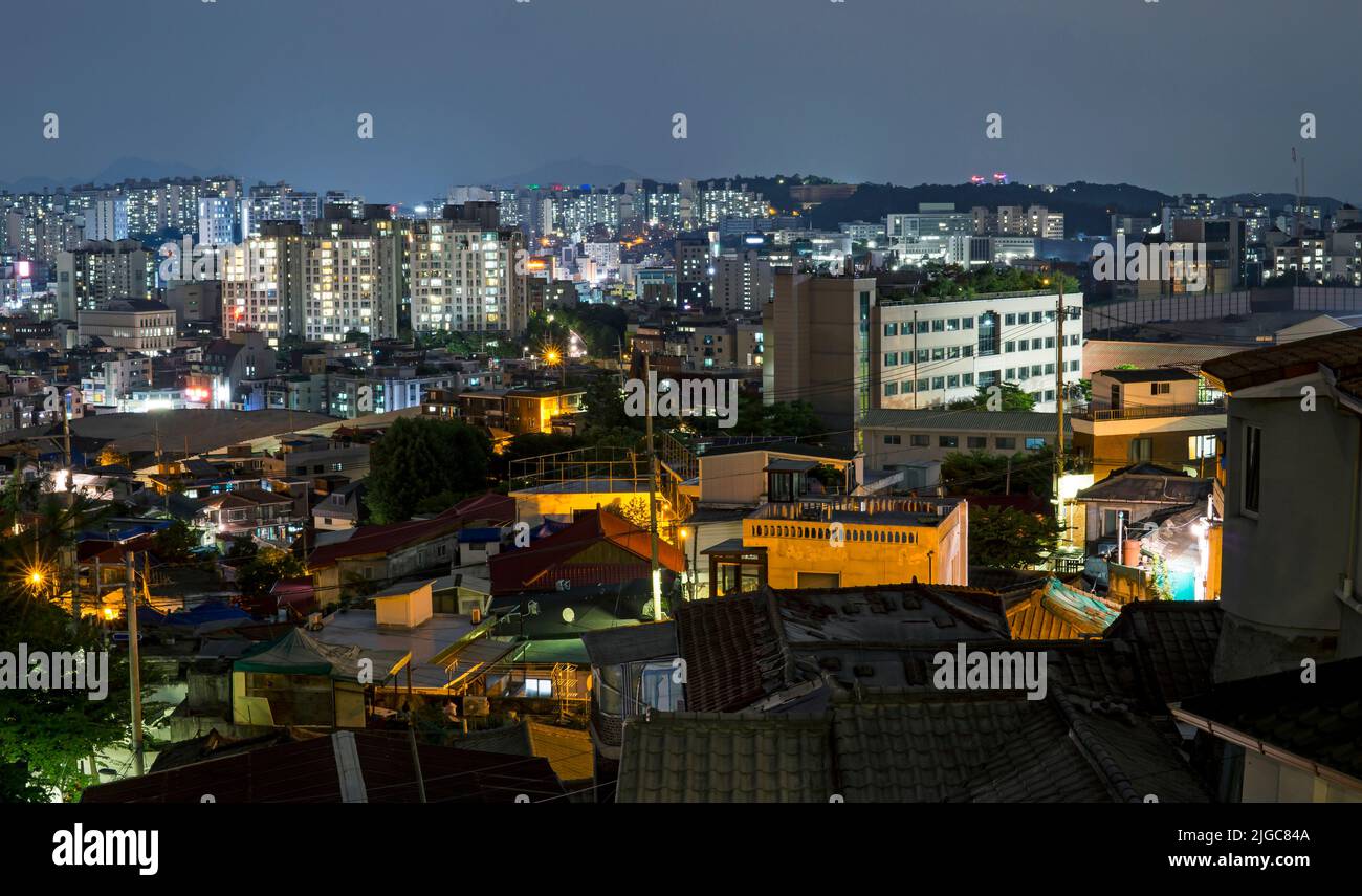 Night view of Hyehwa-dong, Seoul, Korea Stock Photo - Alamy